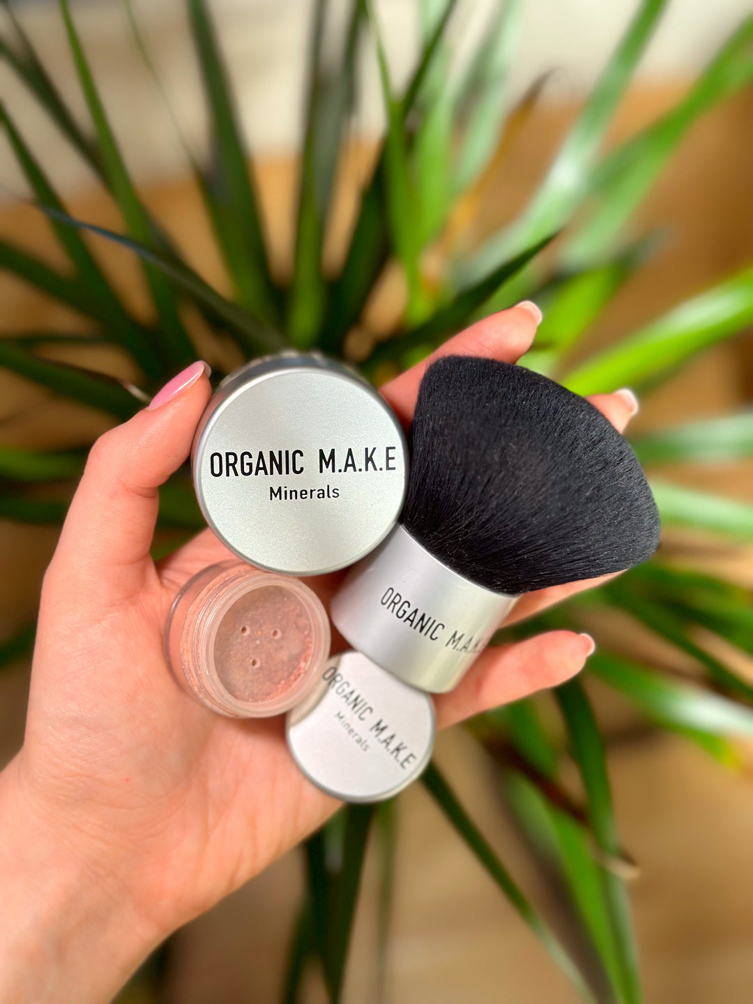 Breathable mineral makeup for sensitive skin. – Organicmake